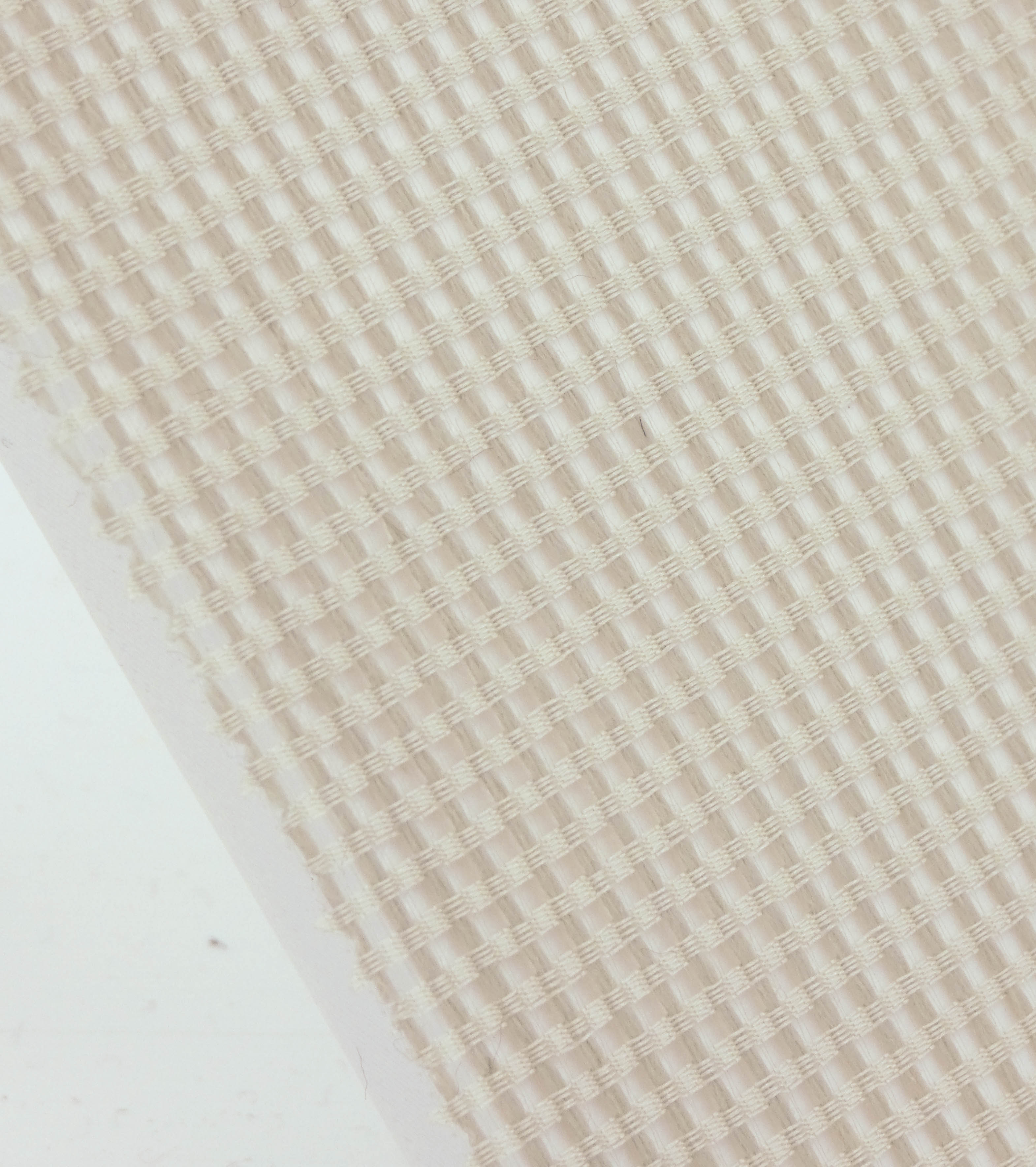 Translucent grid fabric - MESH - Brain of Materials